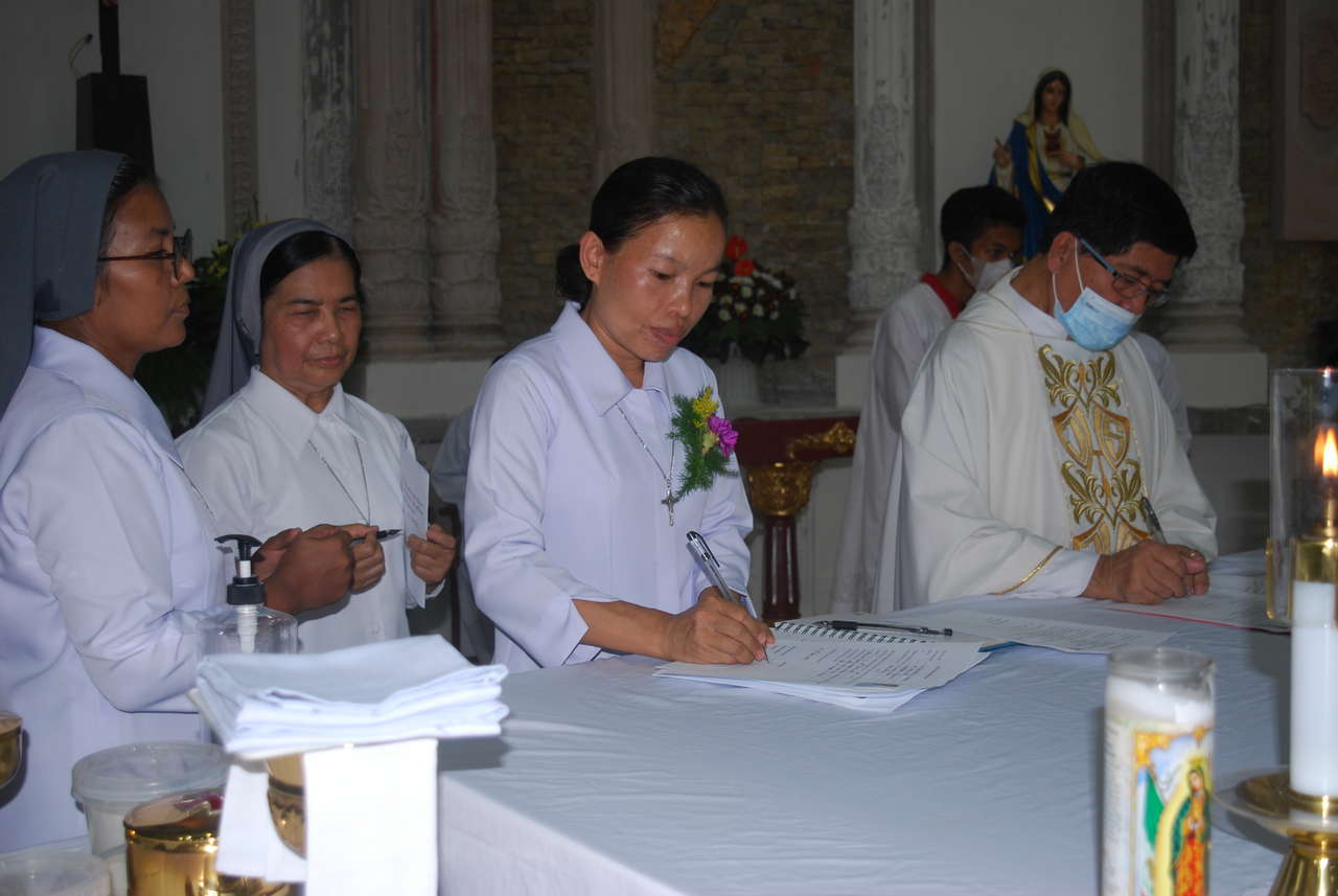 4 Myanmar novices make their first Religious Profession in Philippines ...