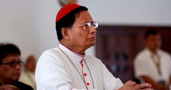 Cardinal Bo prays for end to pandemic, for peace during ‘Rosary for ...