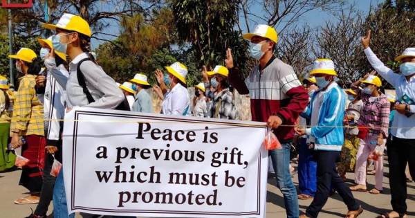 Five ways to fight intolerance. UN Day for Tolerance on November 16 | RVA