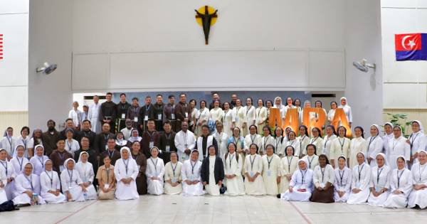 Malaysia: Catholic nuns, priests reiterate their commitment to mission ...