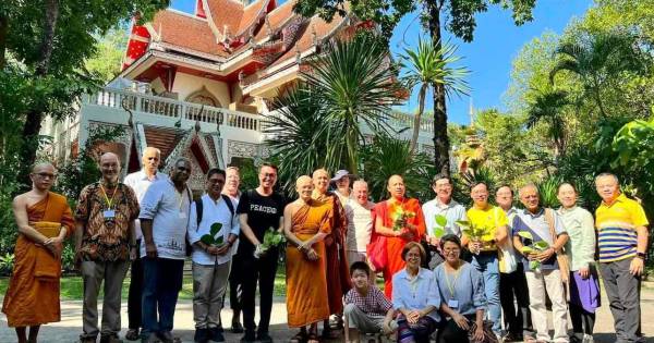 Catholic priests, Buddhist monks reiterate their efforts to promote ...