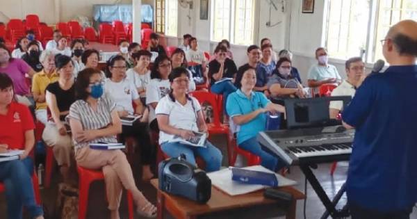 Malaysia: Sibu diocese introduces new Church hymnal | RVA