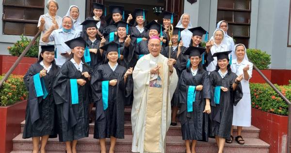 Franciscan Missionaries of Mary nuns train women catechists to spread ...