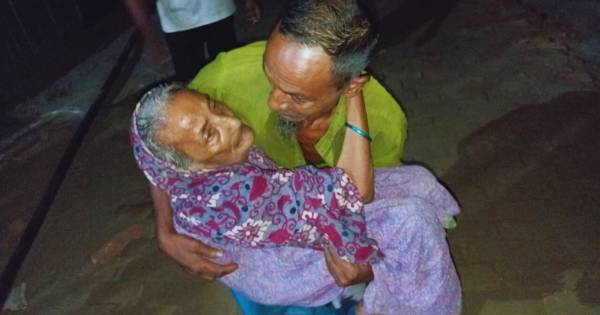 Cyclone Remal Devastates Bangladesh: Lives Lost, Homes Destroyed | RVA