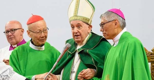 Hong Kong cardinal appointed papal envoy to Taiwan Eucharistic Congress ...